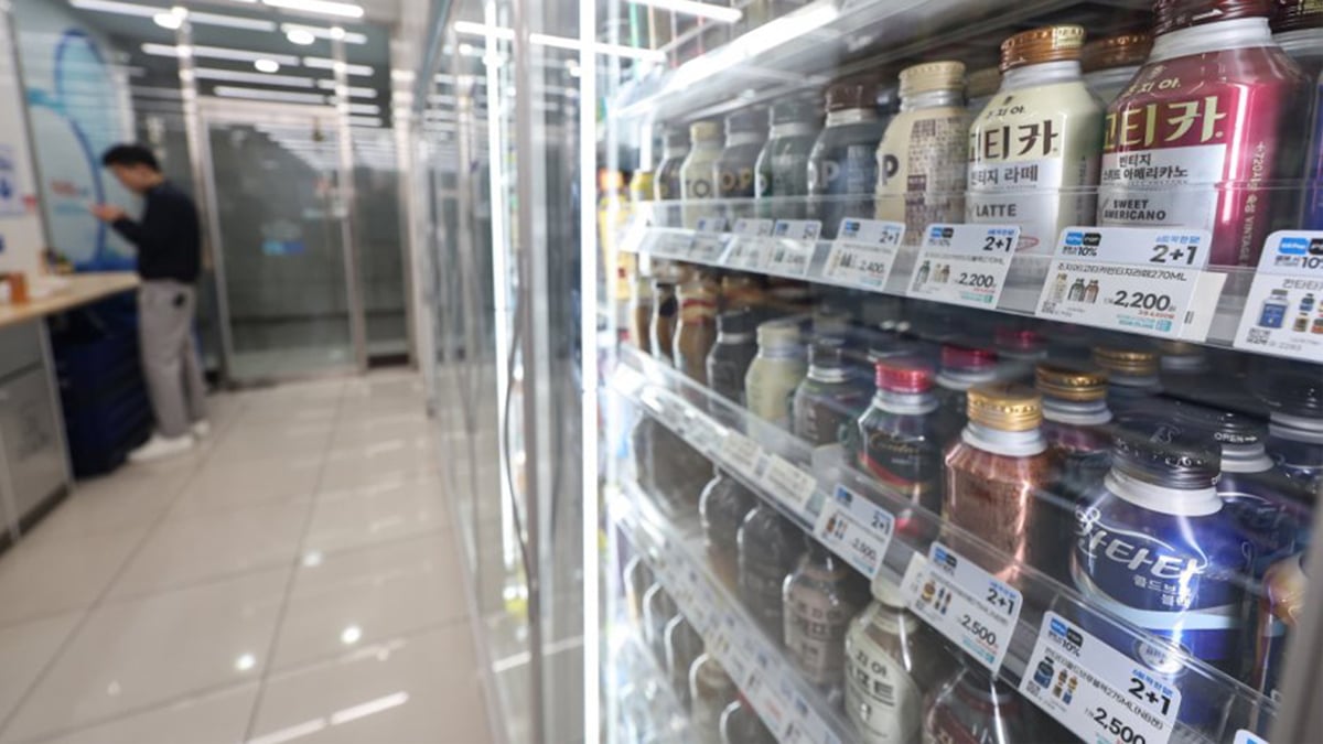 BARBIE, LEVITA, GIVENCHY and more...