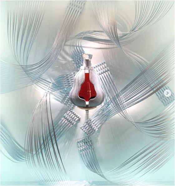 Mathilde Nivet's paper windows displays